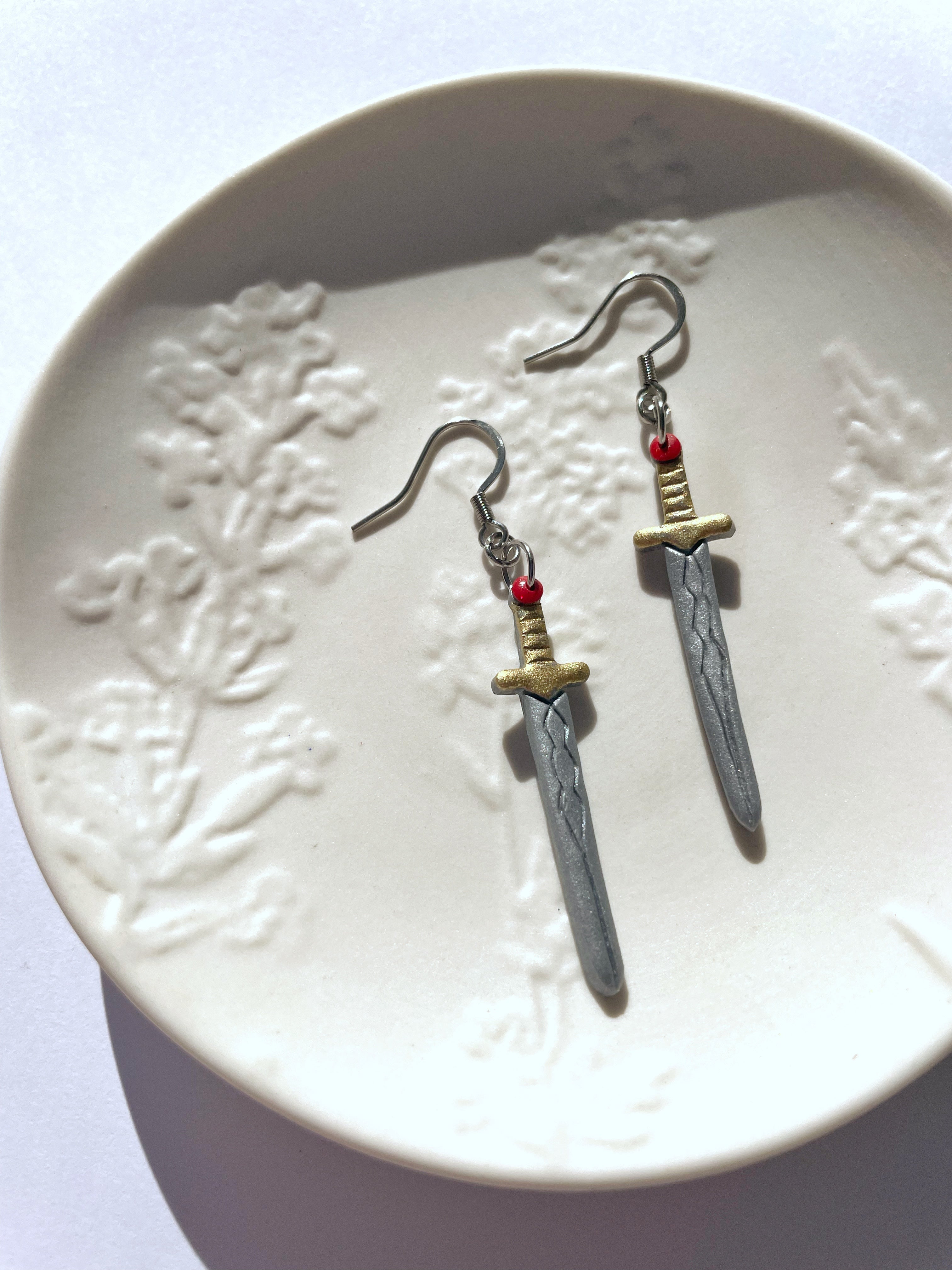 Goldryn - Throne of Glass Swords – Emily C Designs